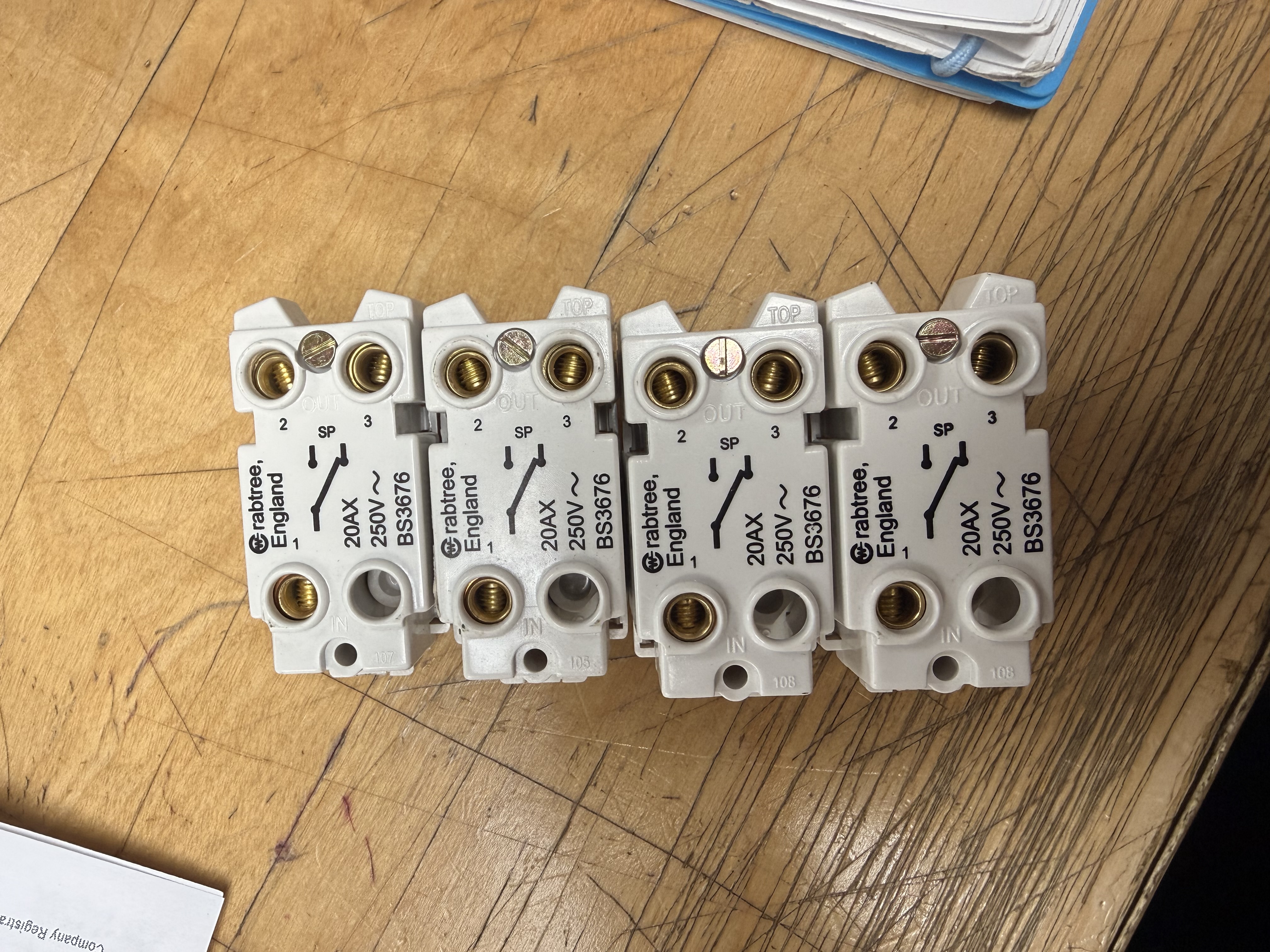 Crabtree BS3676 20A Grid Module Switch - Electrical Wholesale Supplies ...