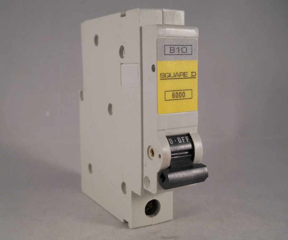 Square D QOE110EC6 Qwikline 10A MCB for Protection